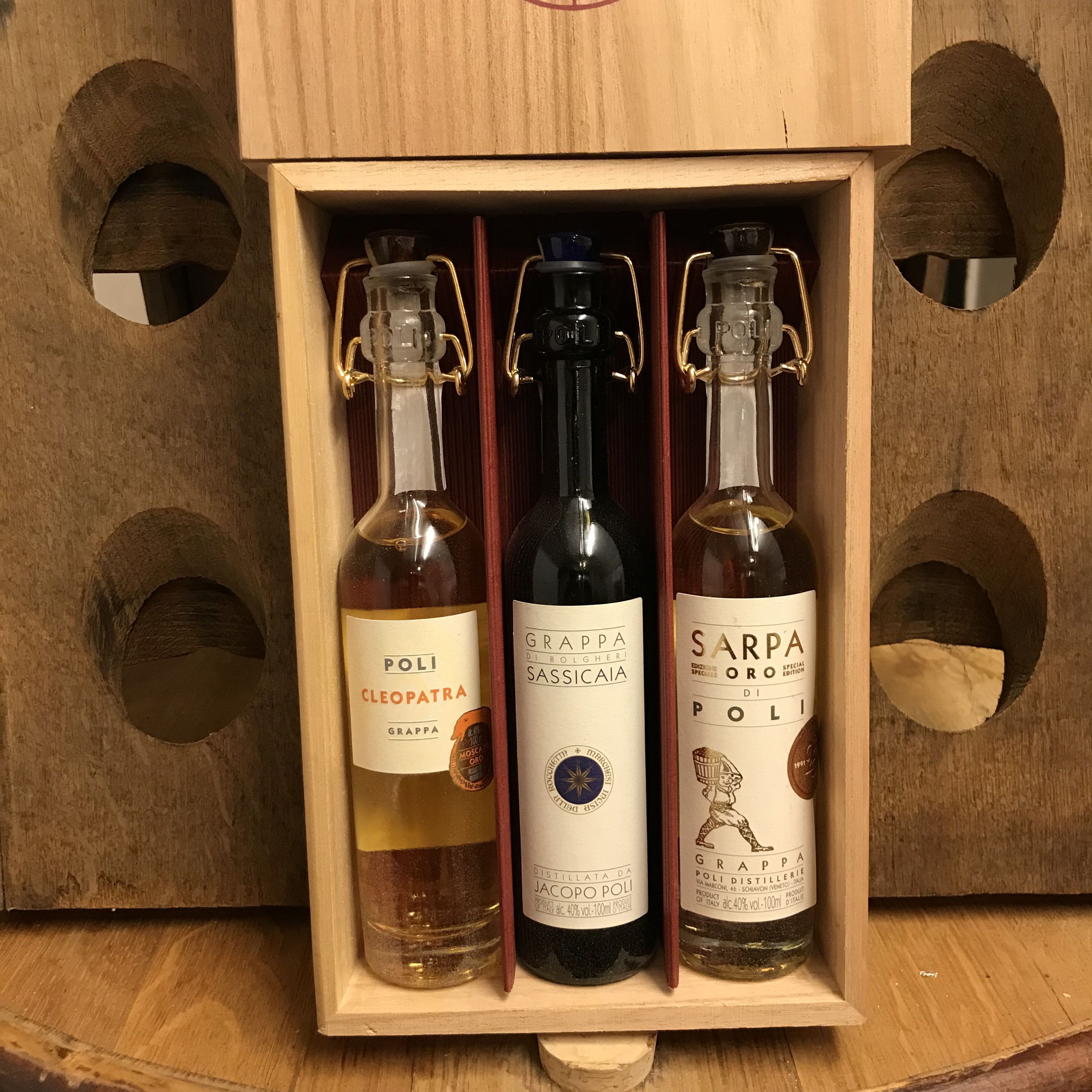 Poli Grappa 3x10cl i gaveæske - Italiensk Spiritus - Vinformidlingen